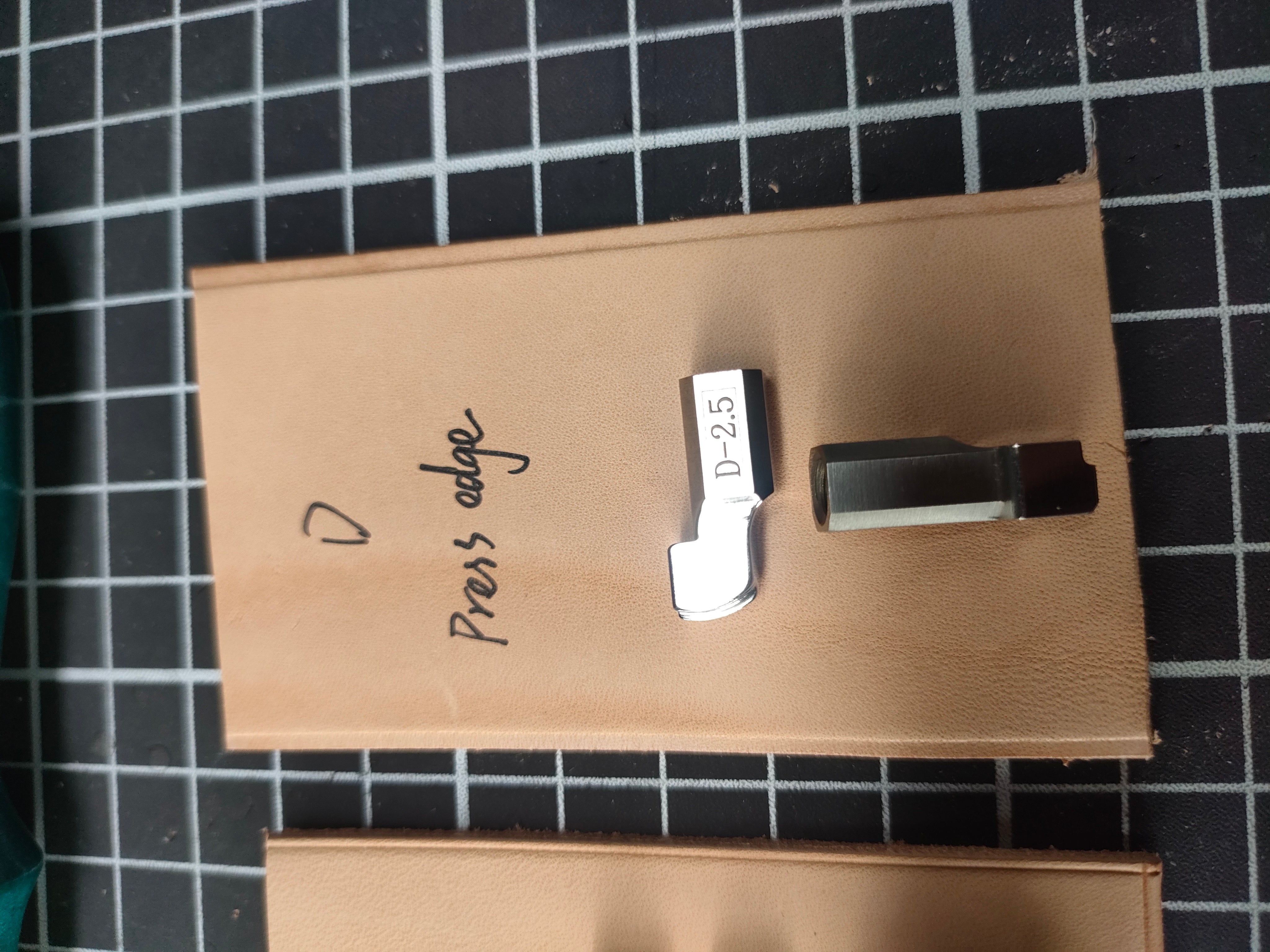 Interchangeable Creaser Tool( Mini creaser tip) – Kevin Leather Tools