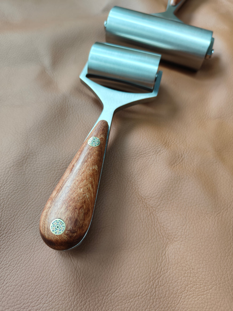 One piece handle roller – Kevin Leather Tools