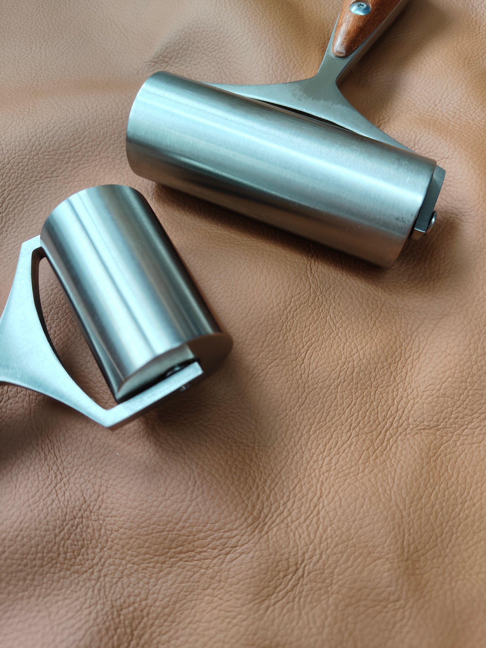 One piece handle roller – Kevin Leather Tools