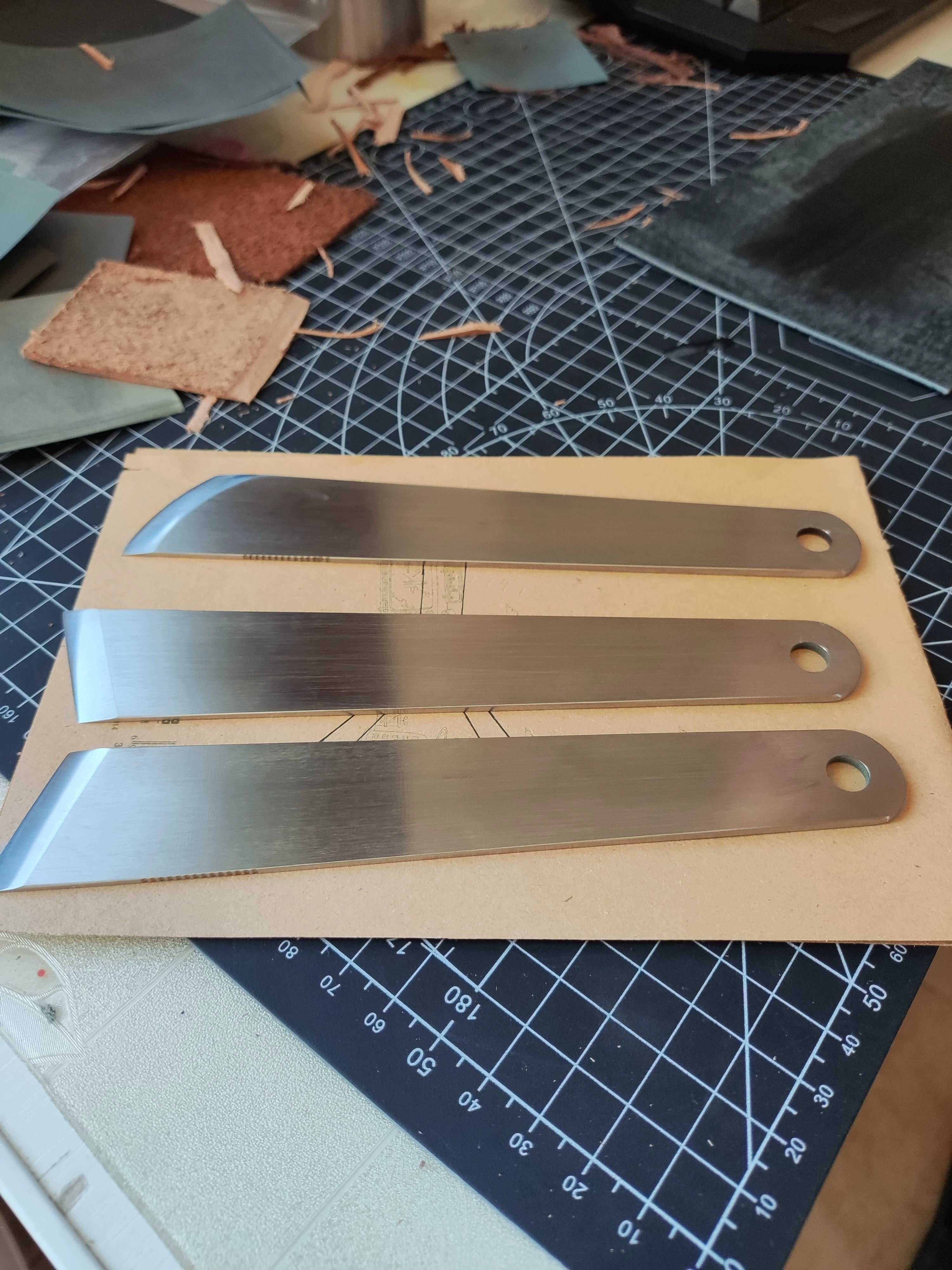 M390 steel skiving knife – Kevin Leather Tools