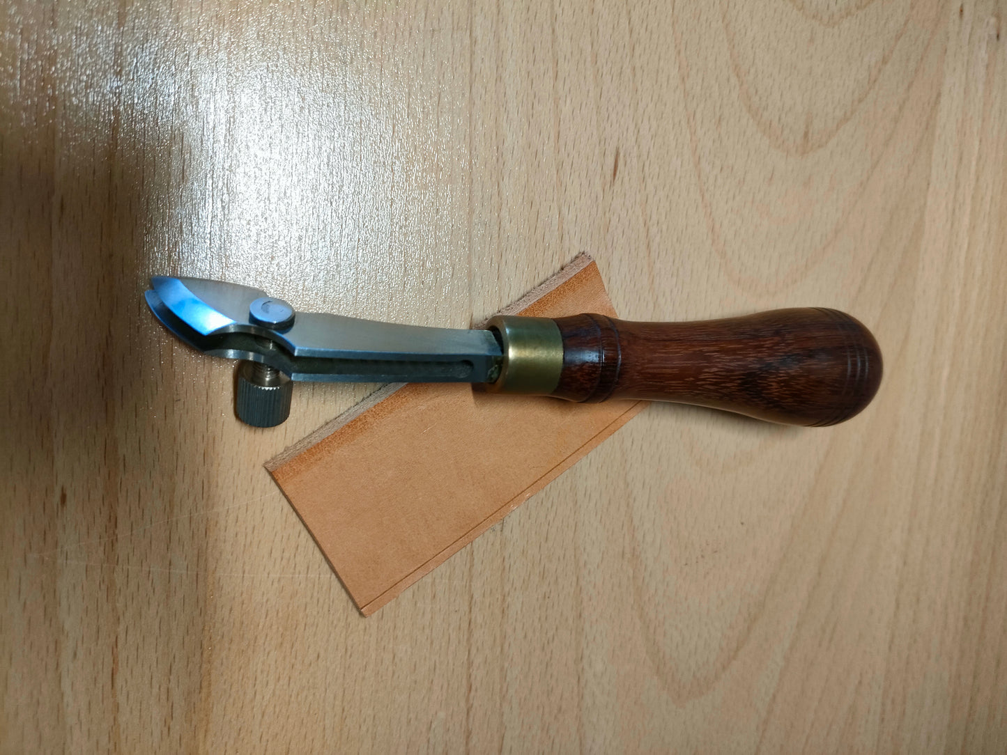 KL French style adjustable creaser – Kevin Leather Tools