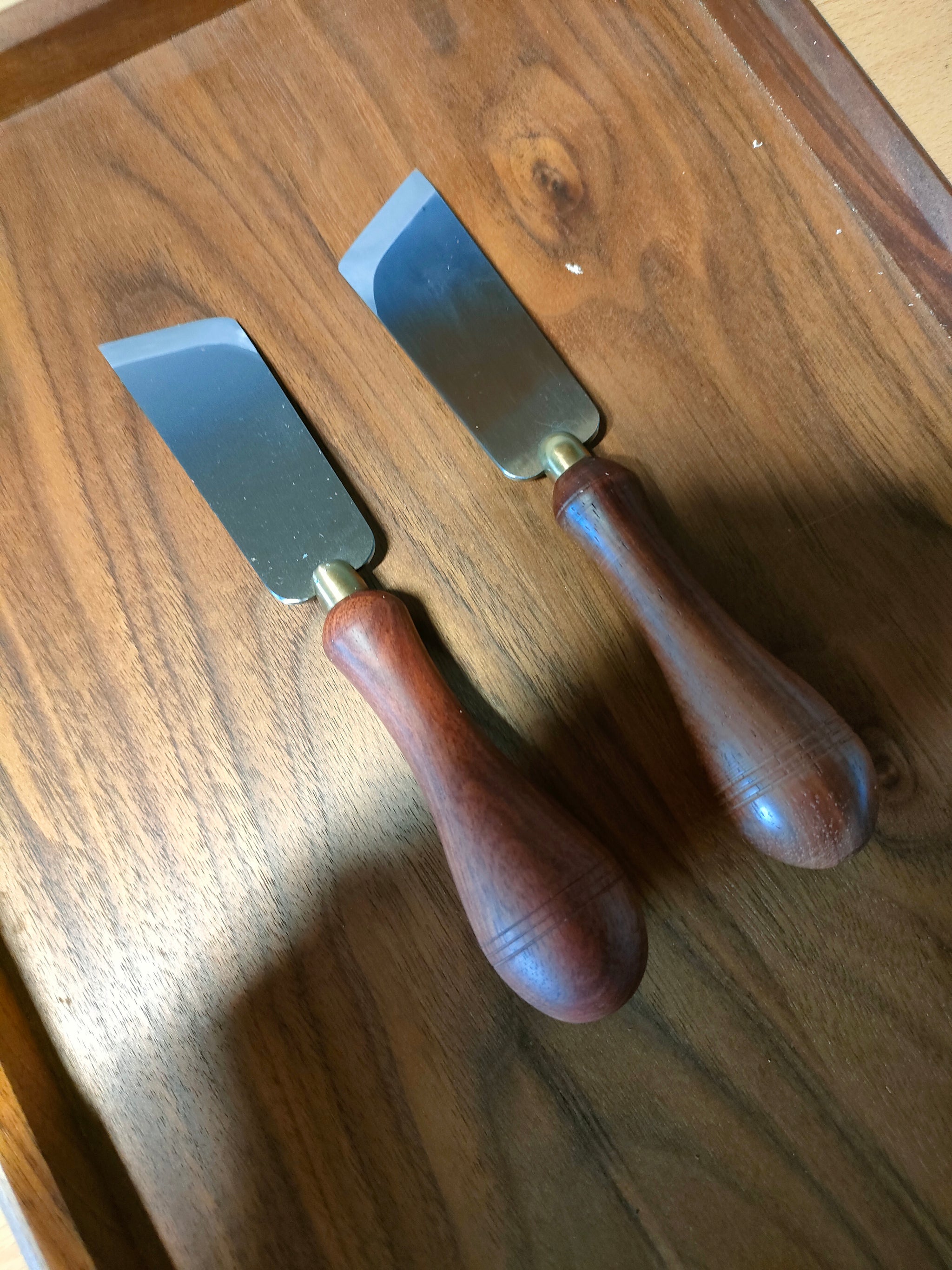 KL Single Rounded Corner Skiving Knife – Kevin Leather Tools