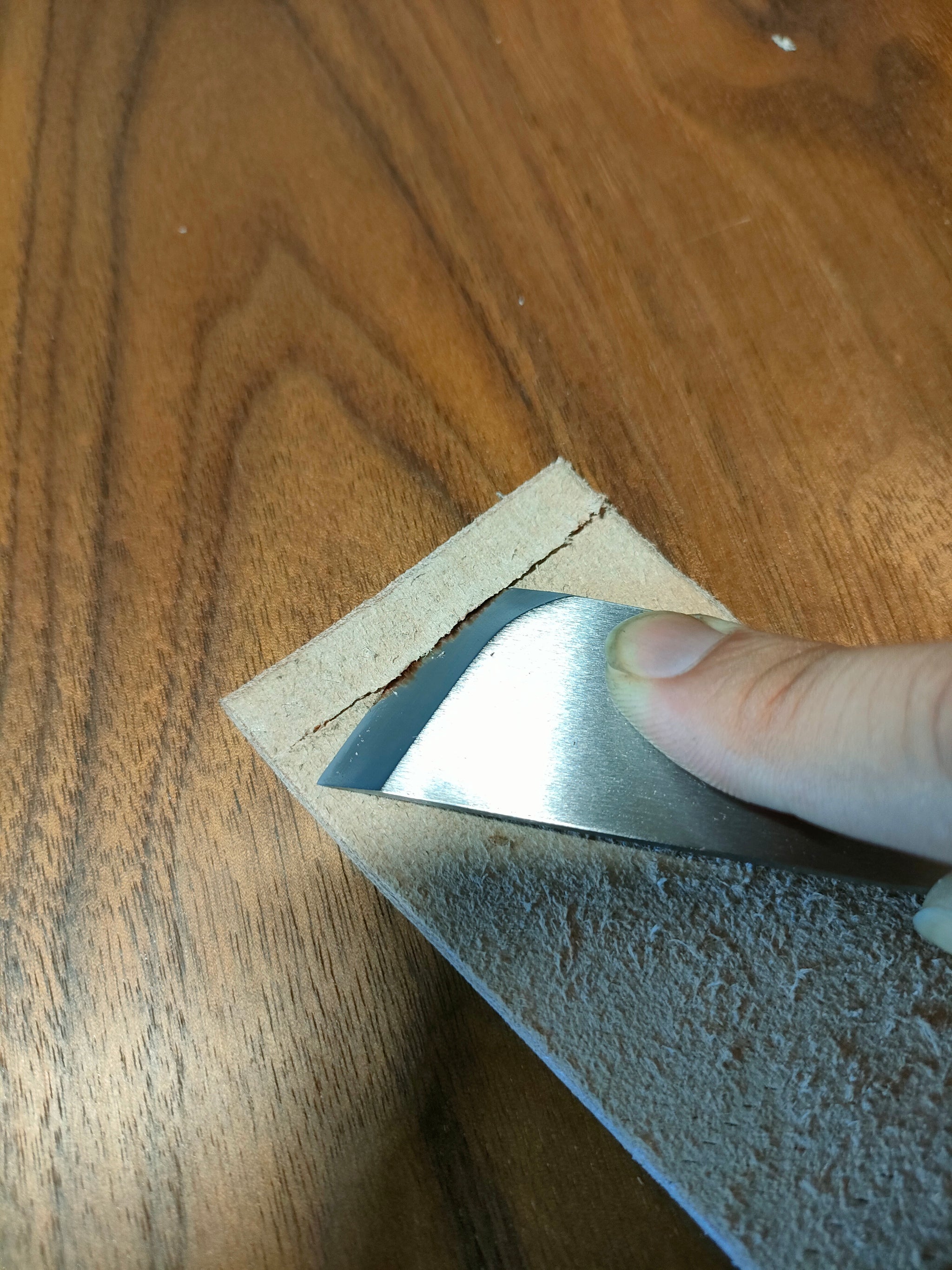 KL Single Rounded Corner Skiving Knife – Kevin Leather Tools